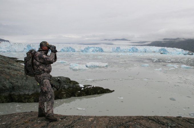About us. Musk ox and caribou hunting in Greenland